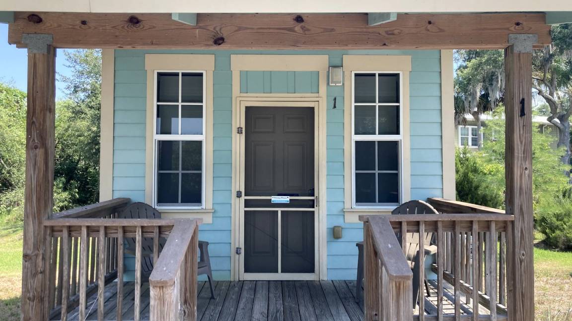 House ∙ 1 Bedroom ∙ 2 Guests - Lakewood Ranch