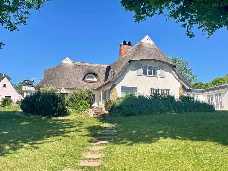 200 M² Ferienhaus ∙ 2 Schlafzimmer ∙ 6 Gäste - Neustadt in Holstein