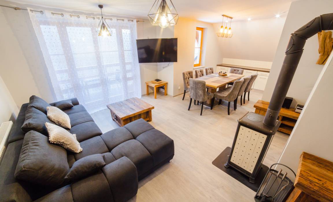 85 M² Apartment ∙ 3 Bedrooms ∙ 8 Guests - Karpacz