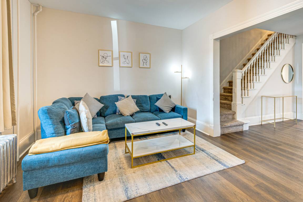111 M² Apartamento ∙ 3 Habitaciones ∙ 8 Huéspedes - Stroudsburg