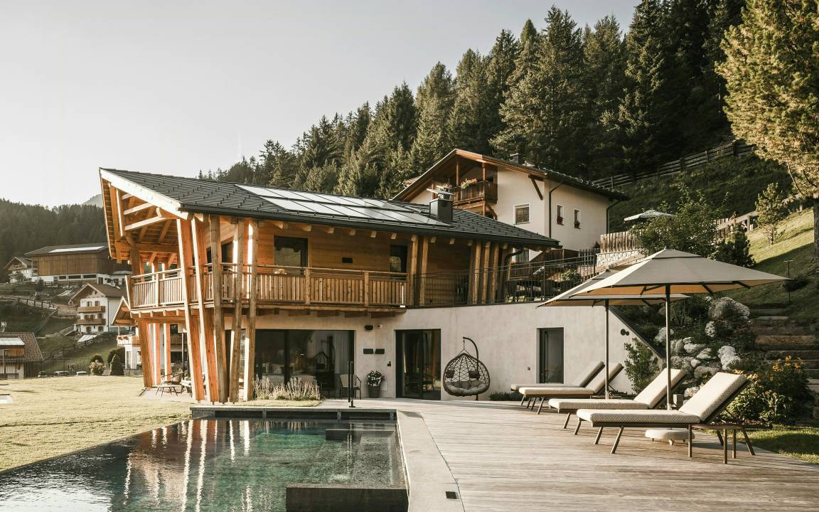600 M² House ∙ 4 Bedrooms ∙ 8 Guests - Alta Badia