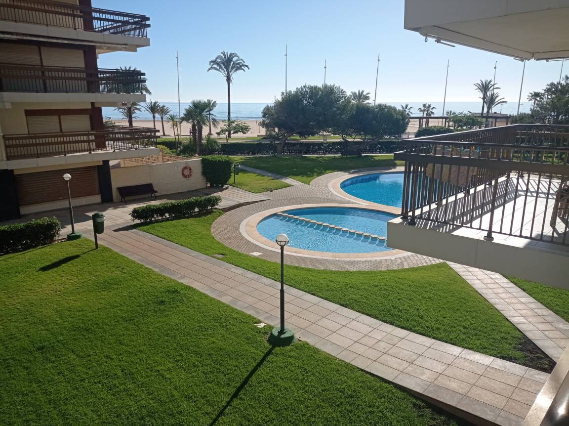 82 M² Apartamento ∙ 2 Habitaciones ∙ 4 Huéspedes - Gandia