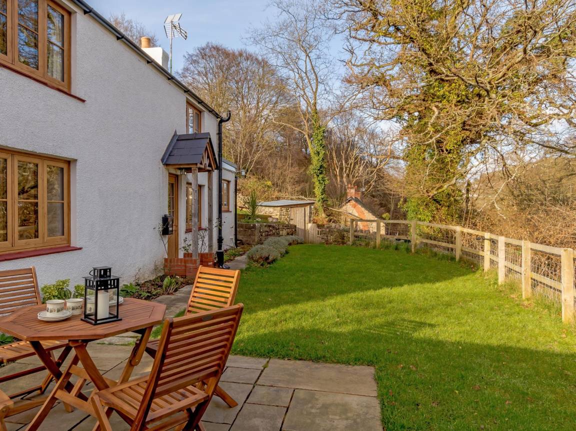 Cottage ∙ 2 Bedrooms ∙ 4 Guests - Symonds Yat