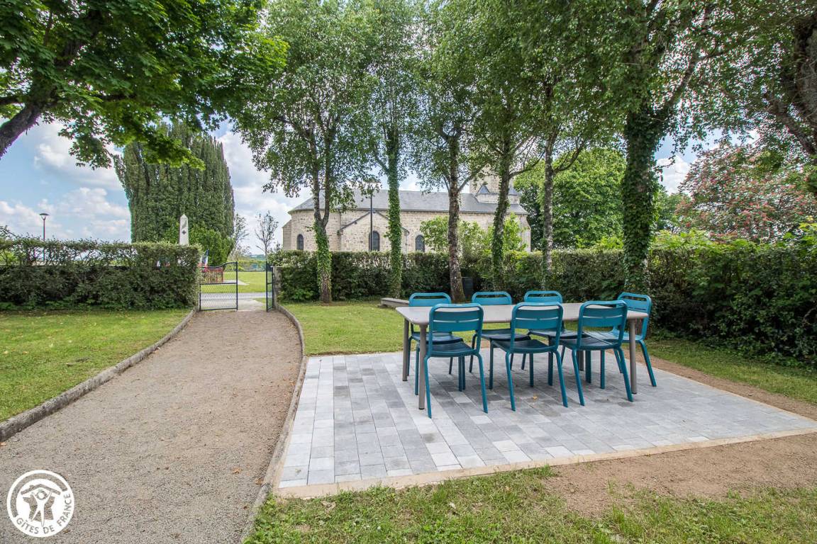 74 M² Gîte ∙ 3 Chambres ∙ 6 Personnes - Puy-de-Dôme