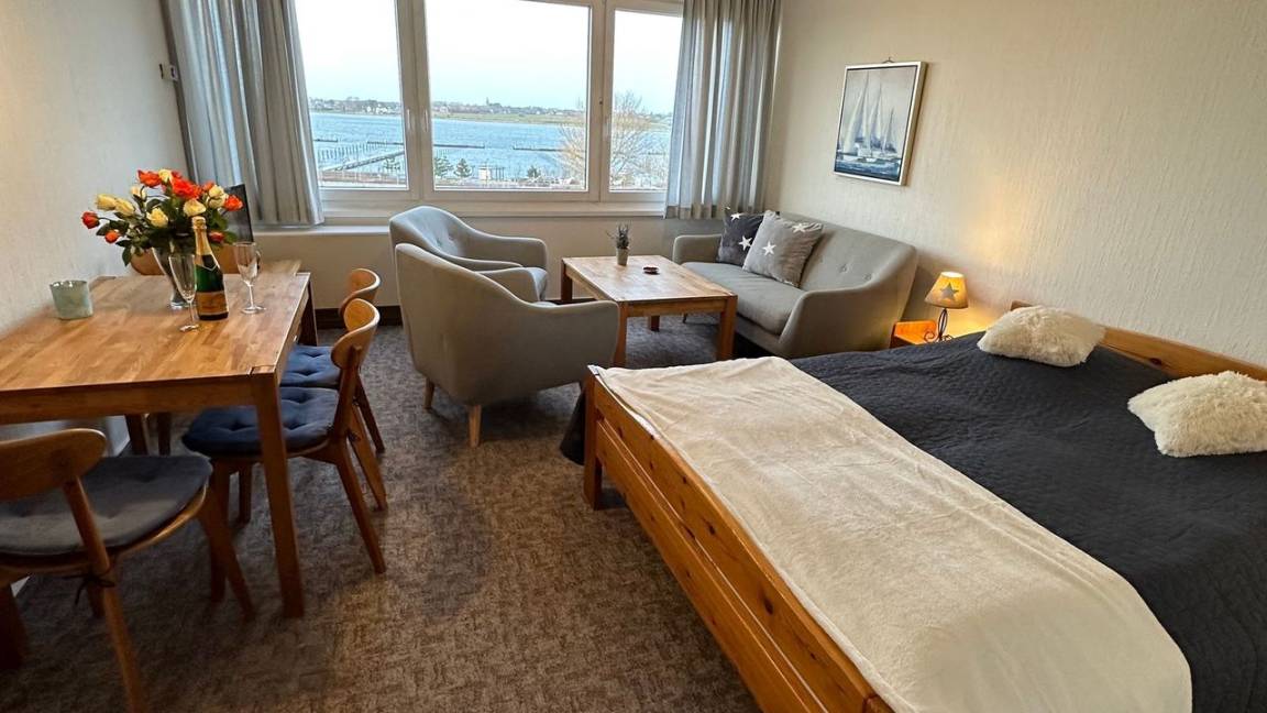 35 M² Ferienwohnung ∙ 1 Schlafzimmer ∙ 4 Gäste - Fehmarn