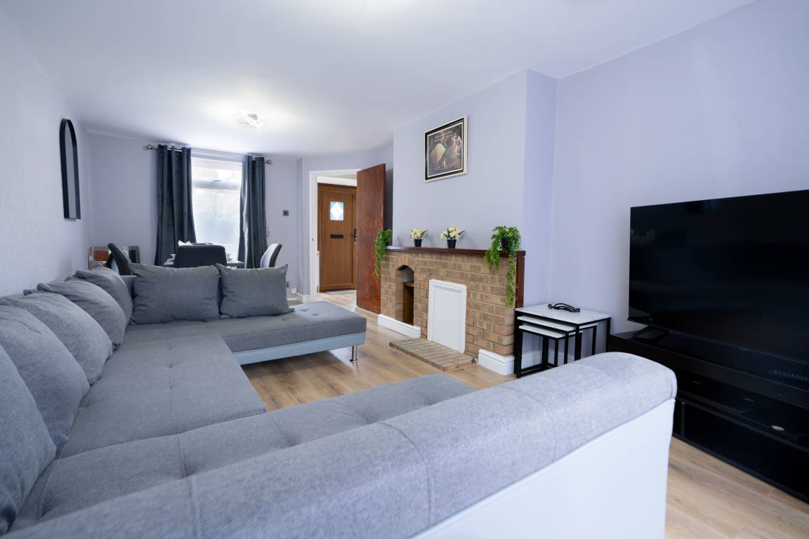 180 M² Casa ∙ 3 Habitaciones ∙ 8 Huéspedes - Essex