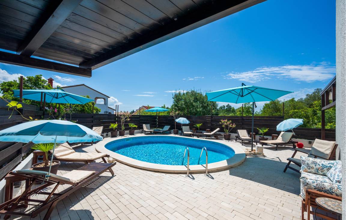 42 M² Apartment ∙ 1 Bedroom ∙ 2 Guests - Peroj