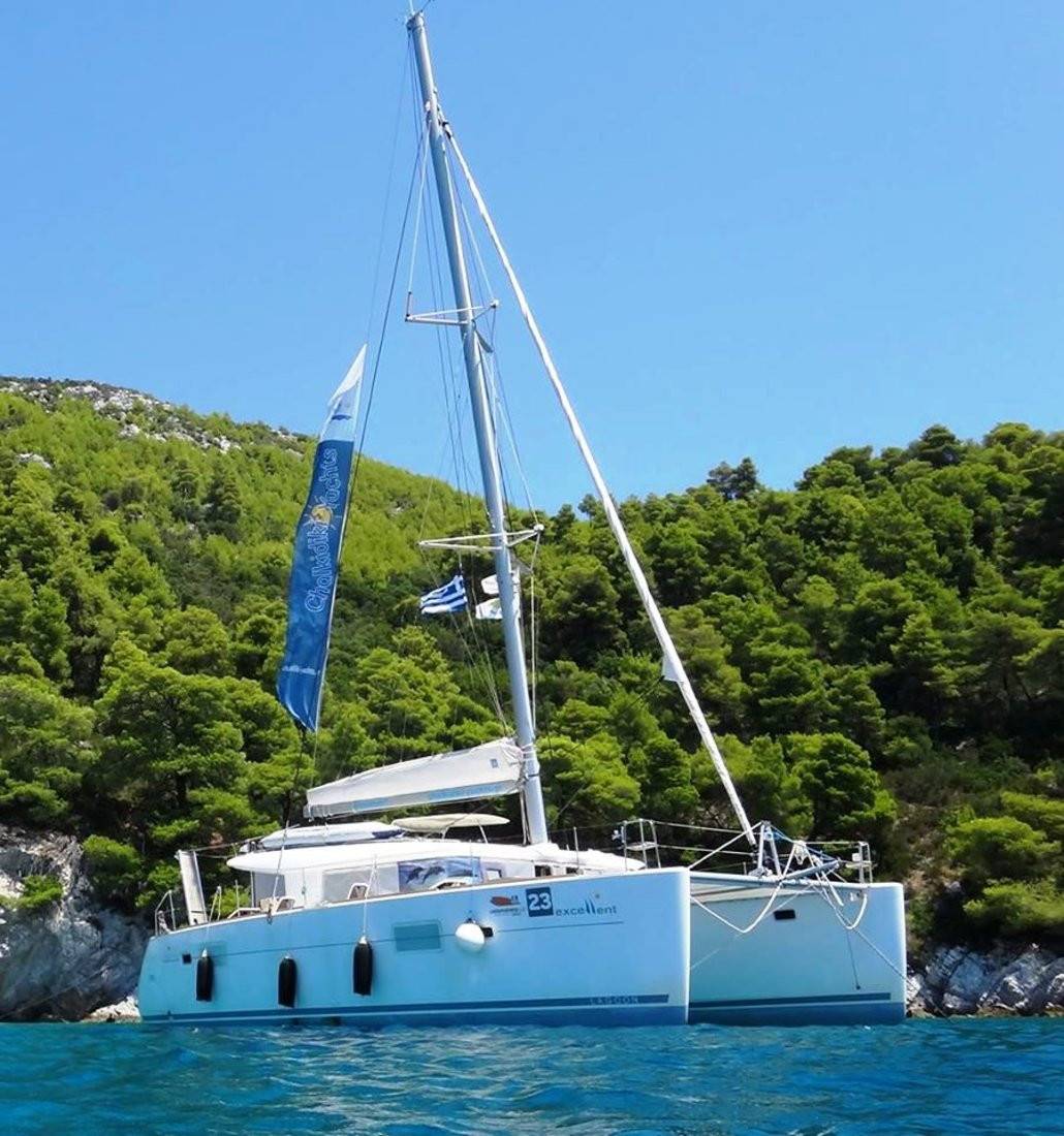 12 M² Houseboat ∙ 4 Bedrooms ∙ 8 Guests - Greece