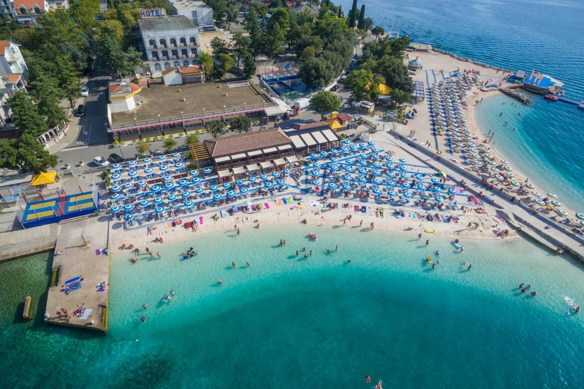 70 M² Apartment ∙ 3 Bedrooms ∙ 8 Guests - Crikvenica