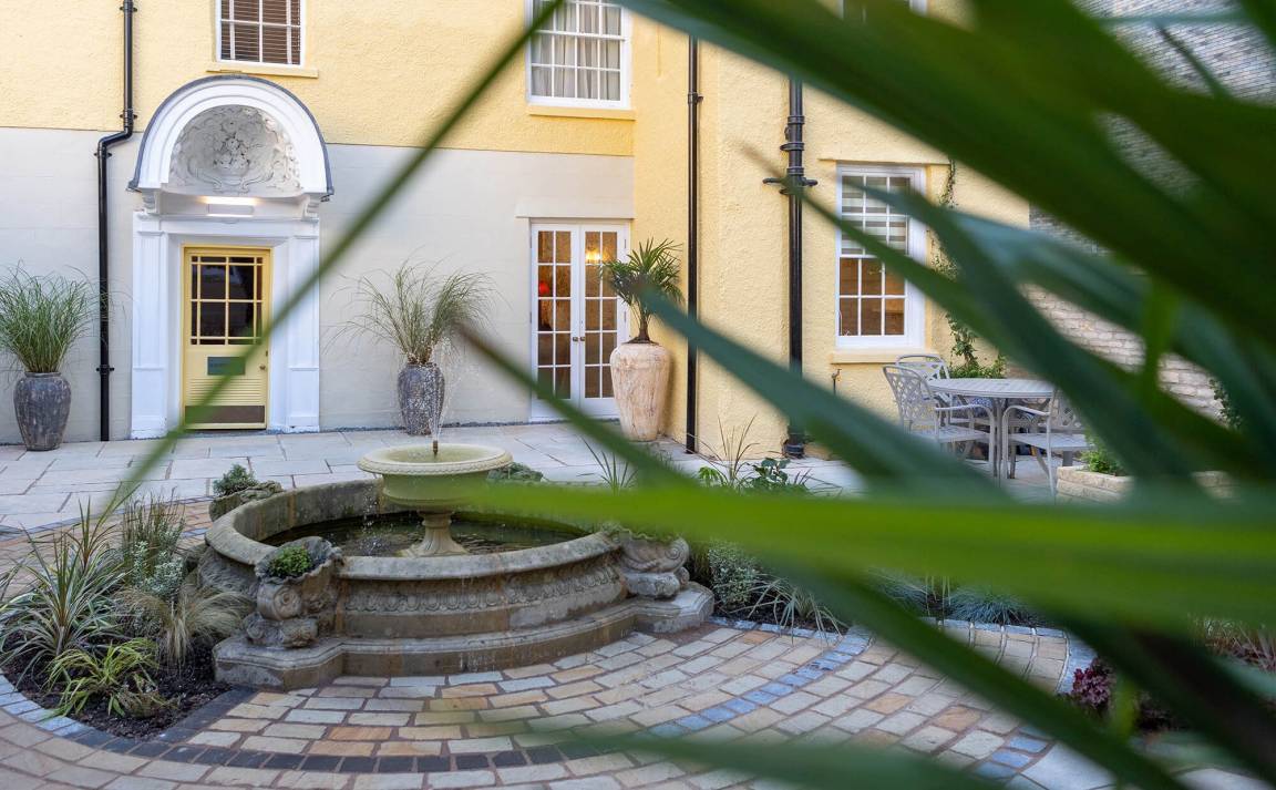 Cottage ∙ 6 Bedrooms ∙ 12 Guests - Oxford