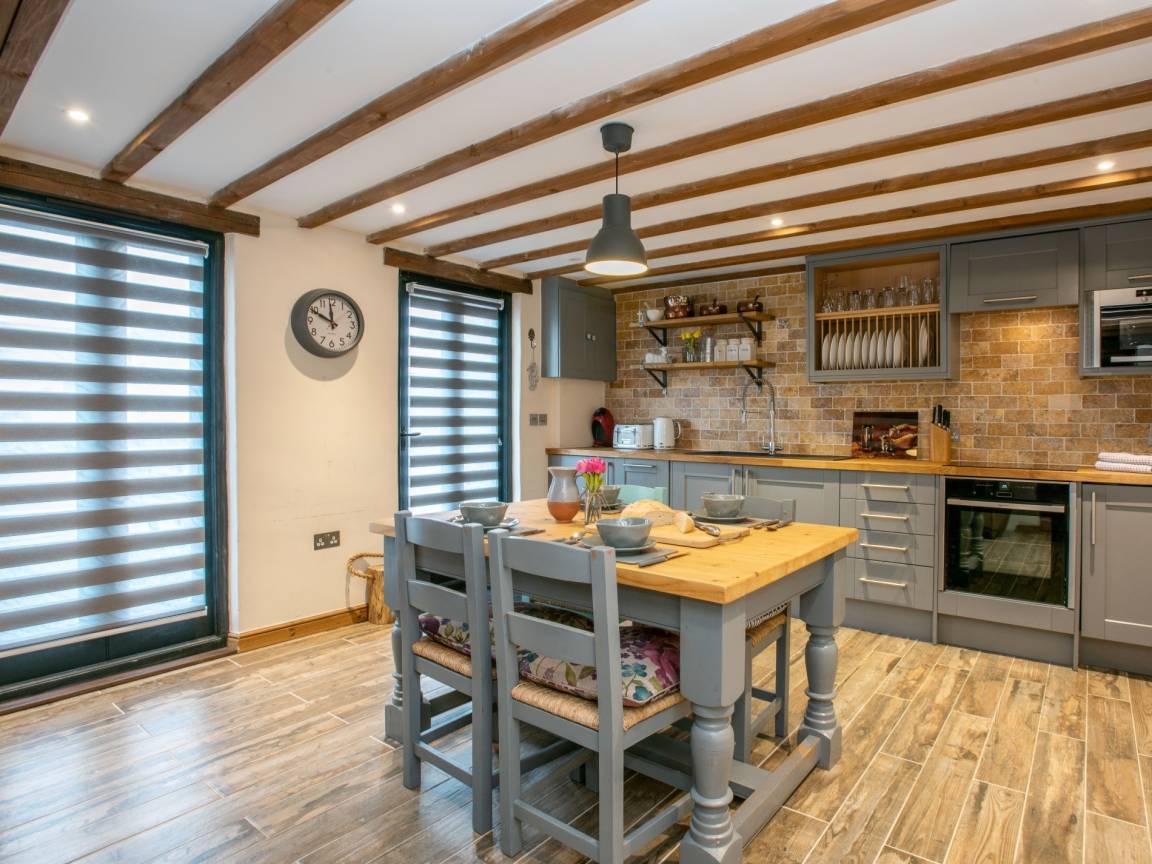 Cottage ∙ 2 Bedrooms ∙ 4 Guests - Holt