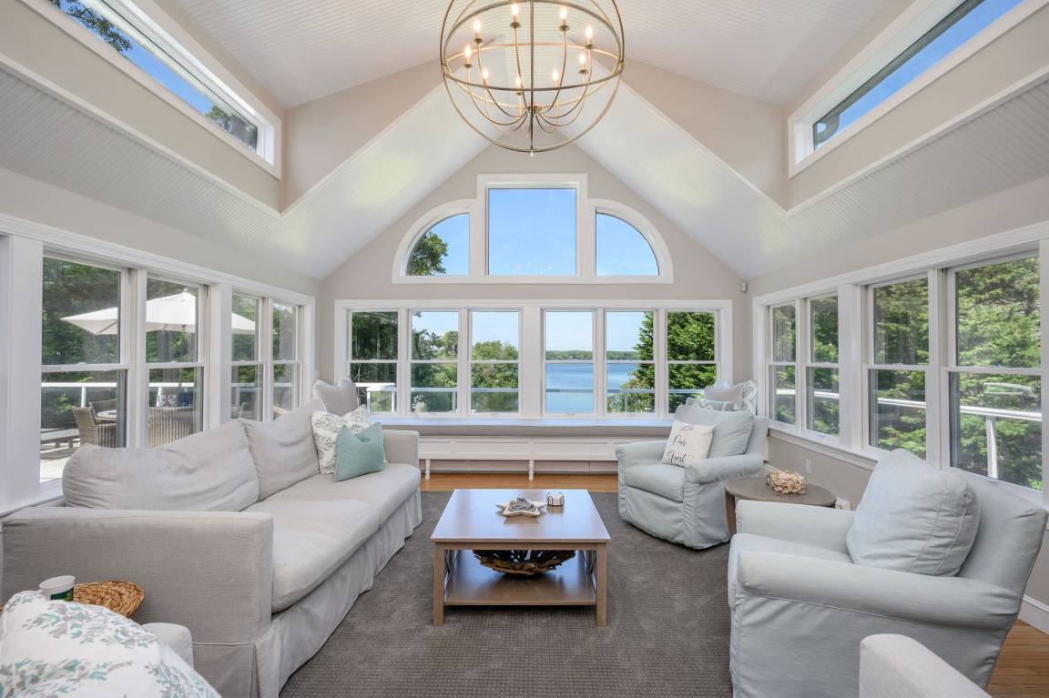 298 M² House ∙ 5 Bedrooms ∙ 10 Guests - Barnstable, MA