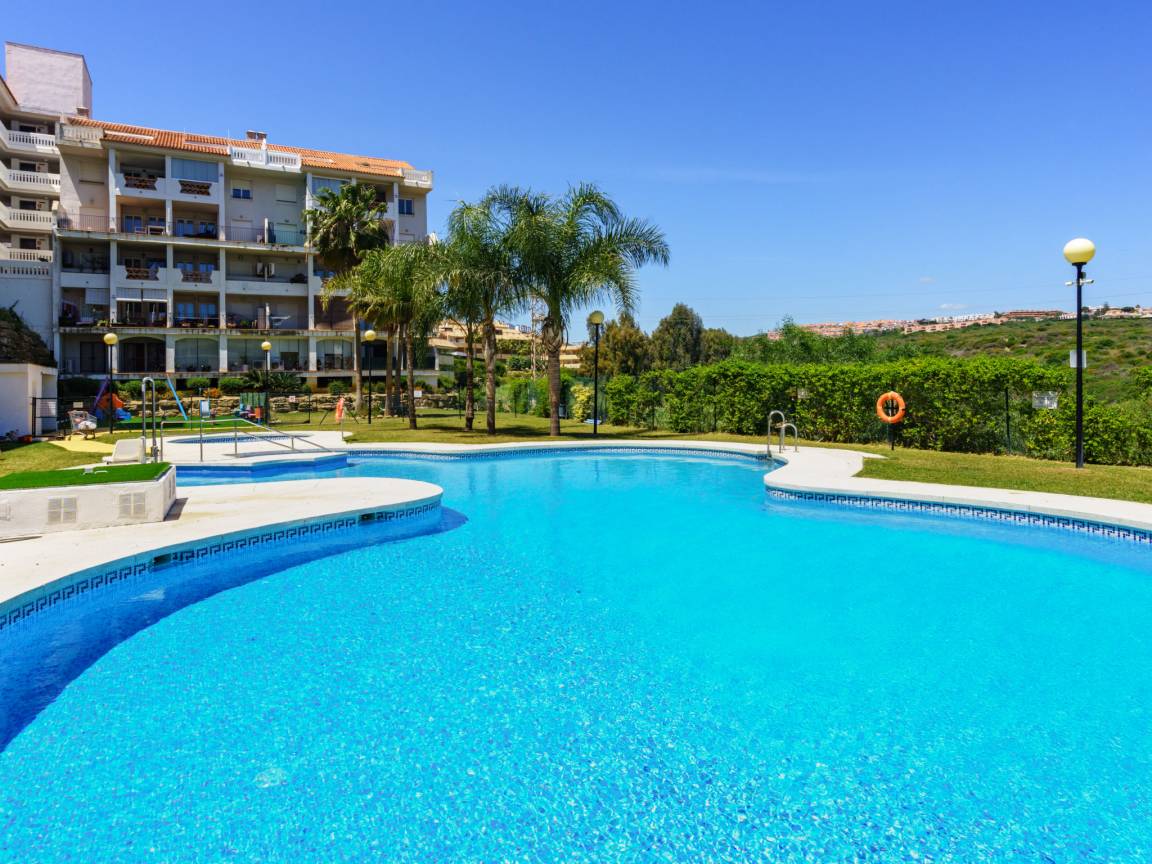88 M² Apartamento ∙ 2 Habitaciones ∙ 4 Huéspedes - Manilva