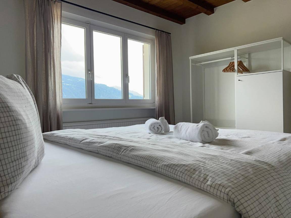 120 M² Ferienhaus ∙ 5 Schlafzimmer ∙ 10 Gäste - Valendas