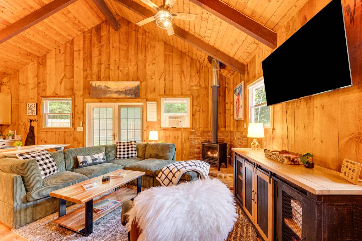 100 M² House ∙ 2 Bedrooms ∙ 6 Guests - Conway, NH