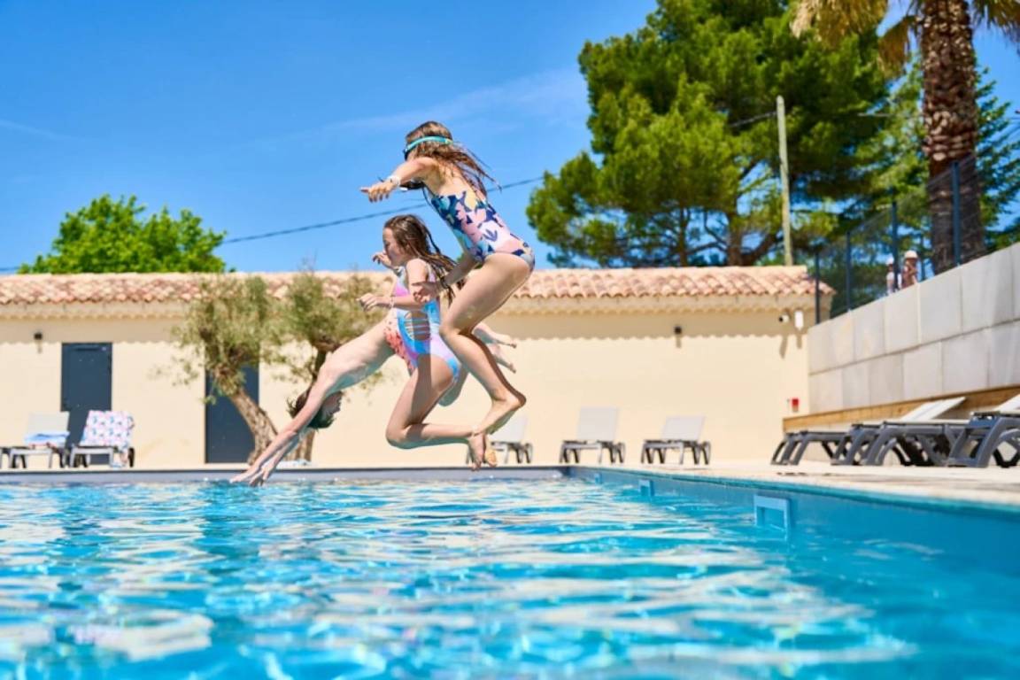 32 M² Camping ∙ 3 Chambres ∙ 6 Personnes - Vaucluse