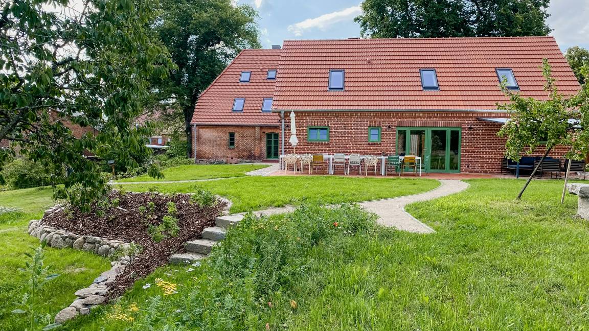 75 M² Ferienwohnung ∙ 2 Schlafzimmer ∙ 3 Gäste - Zarrentin am Schaalsee