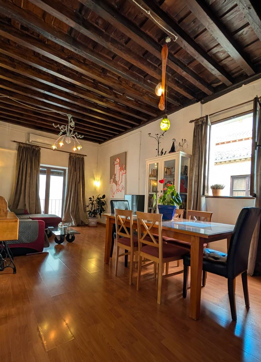 95 M² Apartamento ∙ 3 Habitaciones ∙ 7 Huéspedes - Granada