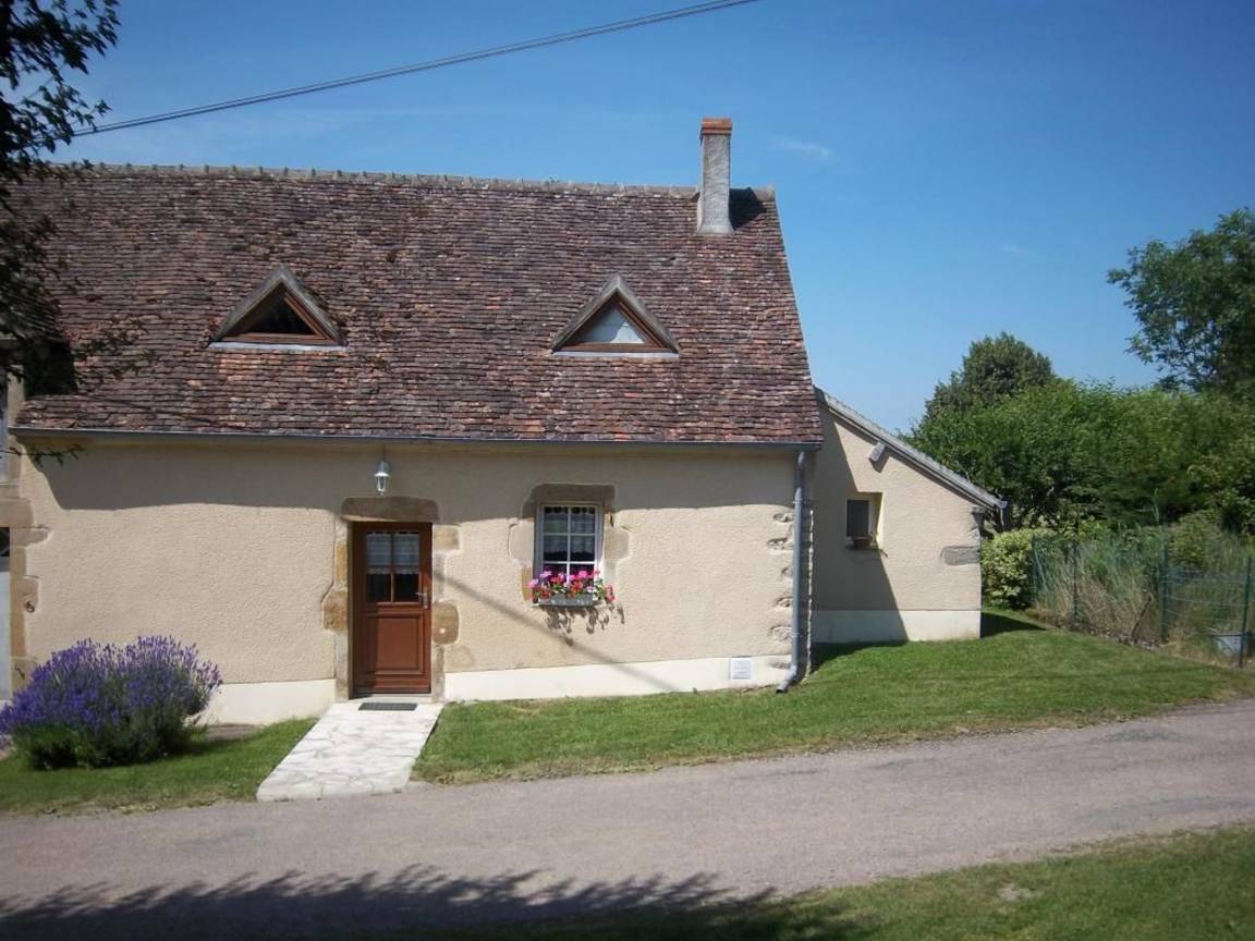 80 M² Cottage ∙ 3 Chambres ∙ 4 Personnes - Nièvre