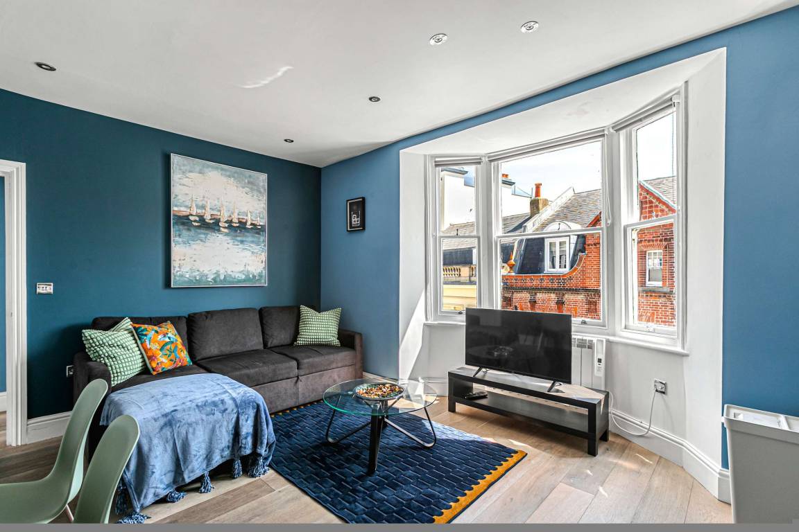 Apartment ∙ 2 Bedrooms ∙ 6 Guests - Brighton and Hove