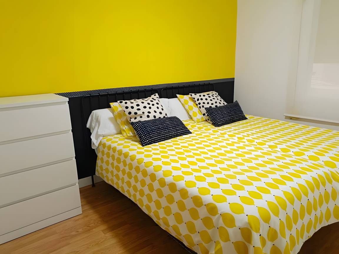 60 M² Apartamento ∙ 2 Habitaciones ∙ 4 Huéspedes - Mataró