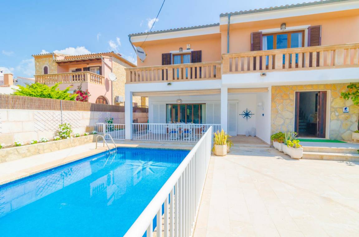 240 M² Villa ∙ 4 Camere Da Letto ∙ 8 Ospiti - Cala Millor