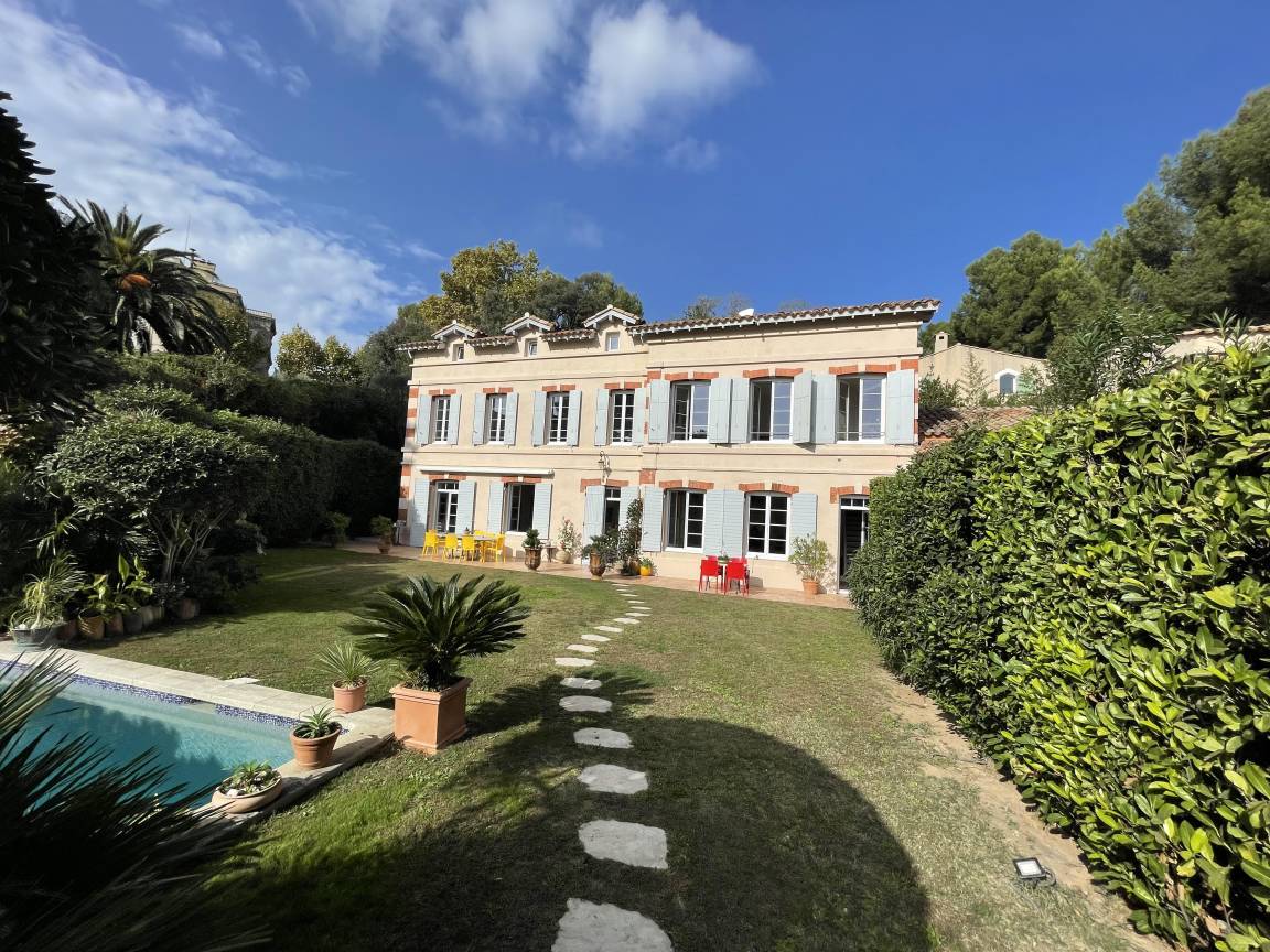 305 M² Villa ∙ 5 Chambres ∙ 10 Personnes - Calanques de Marseille