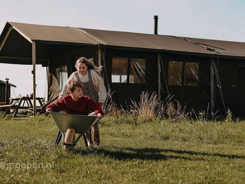 Maison De Vacances ∙ 5 Chambres ∙ 25 Personnes - Poperinge