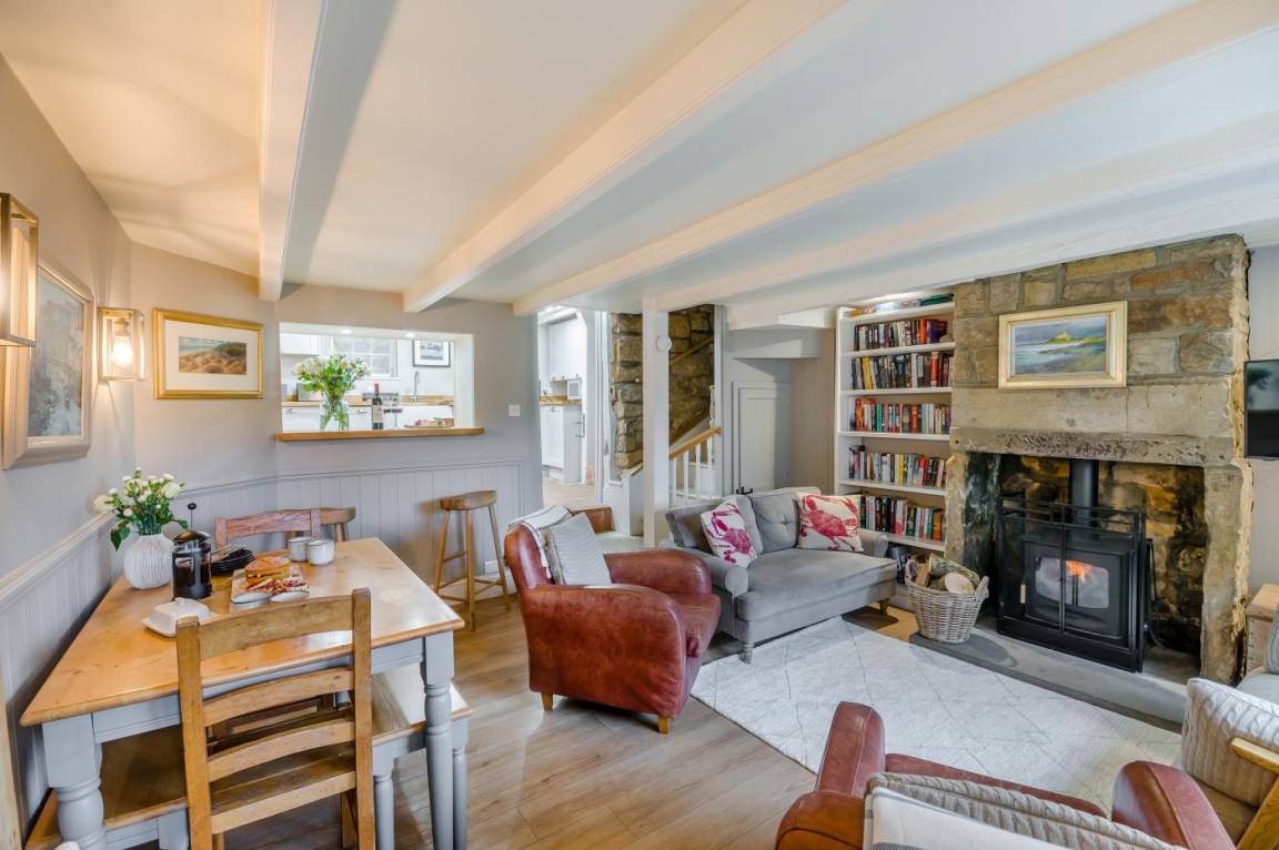 Cottage ∙ 3 Bedrooms ∙ 6 Guests - Robin Hood's Bay