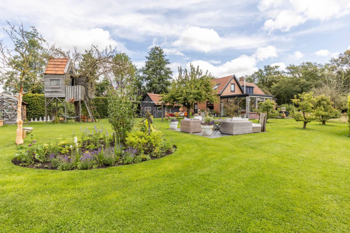 200 M² House ∙ 6 Bedrooms ∙ 15 Guests - Gelderland