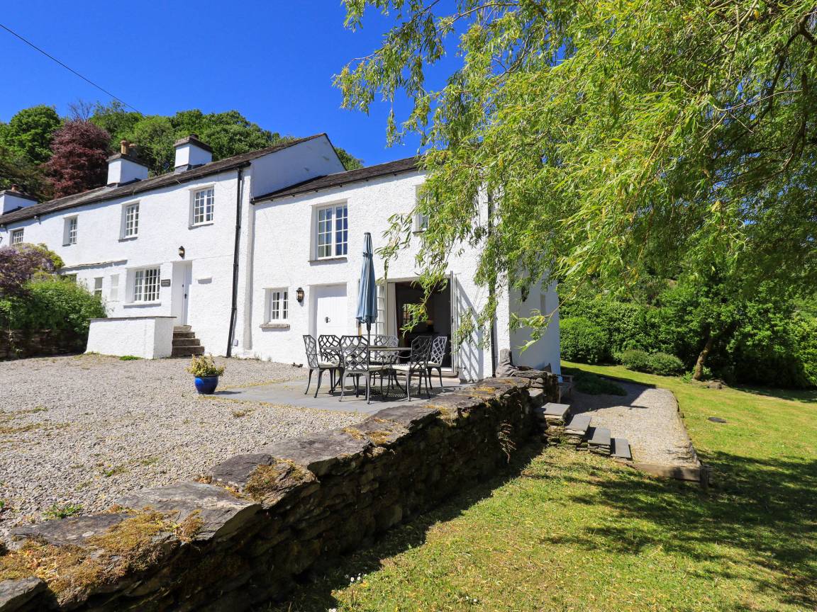 Cottage ∙ 3 Bedrooms ∙ 6 Guests - Newby Bridge