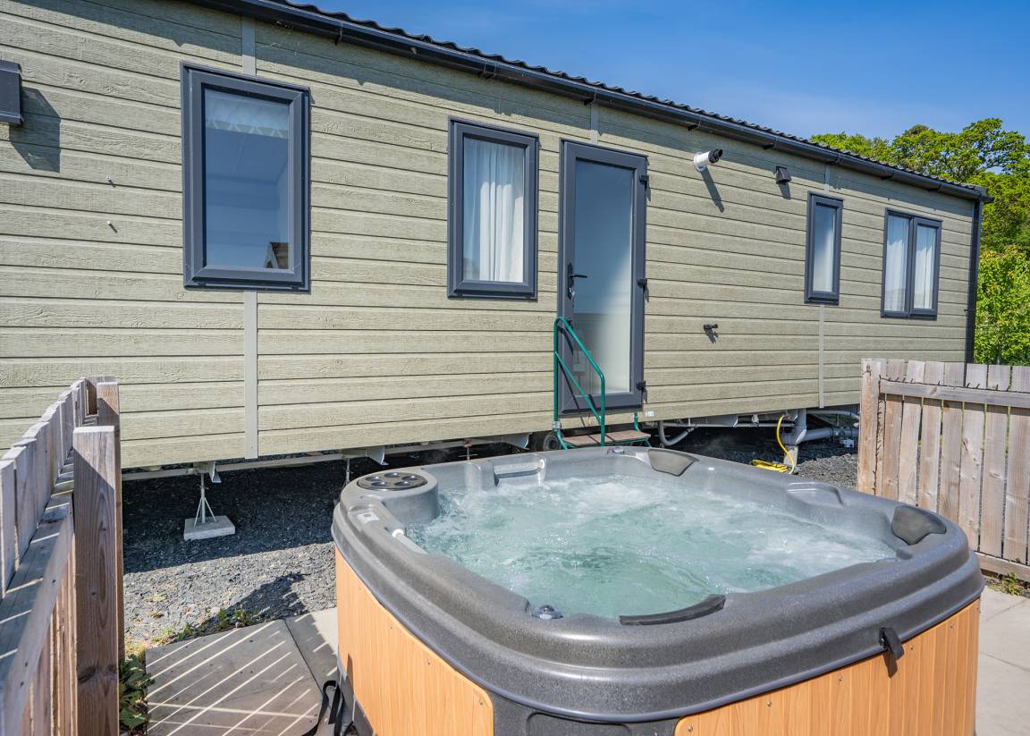 Caravan ∙ 2 Bedrooms ∙ 6 Guests - Northumberland