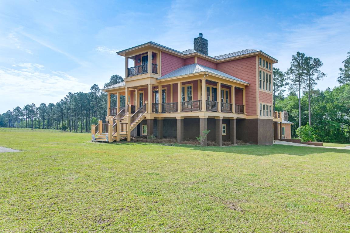 315 M² House ∙ 3 Bedrooms ∙ 11 Guests - Georgia