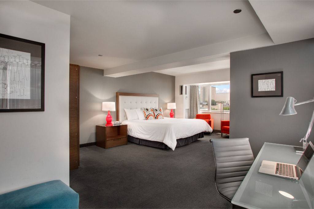 102 M² Hotel ∙ 1 Habitación ∙ 4 Huéspedes - Tacoma