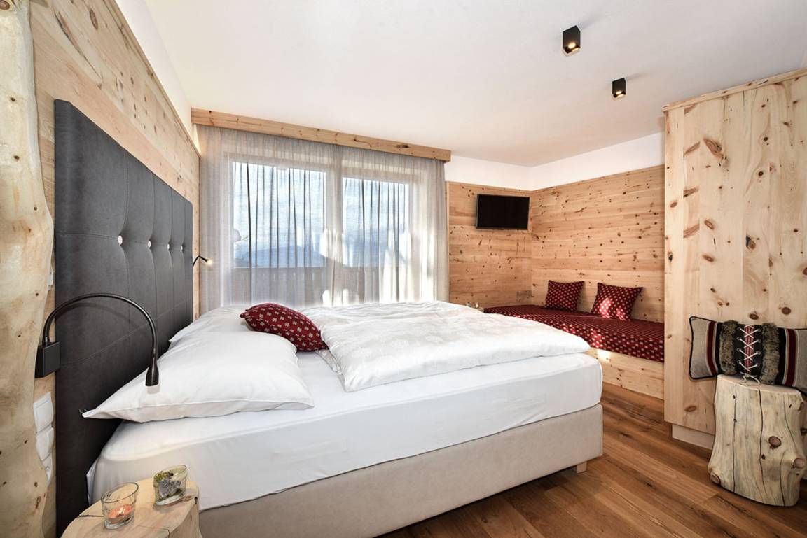 55 M² Ferienwohnung ∙ 1 Schlafzimmer ∙ 7 Gäste - Brixen