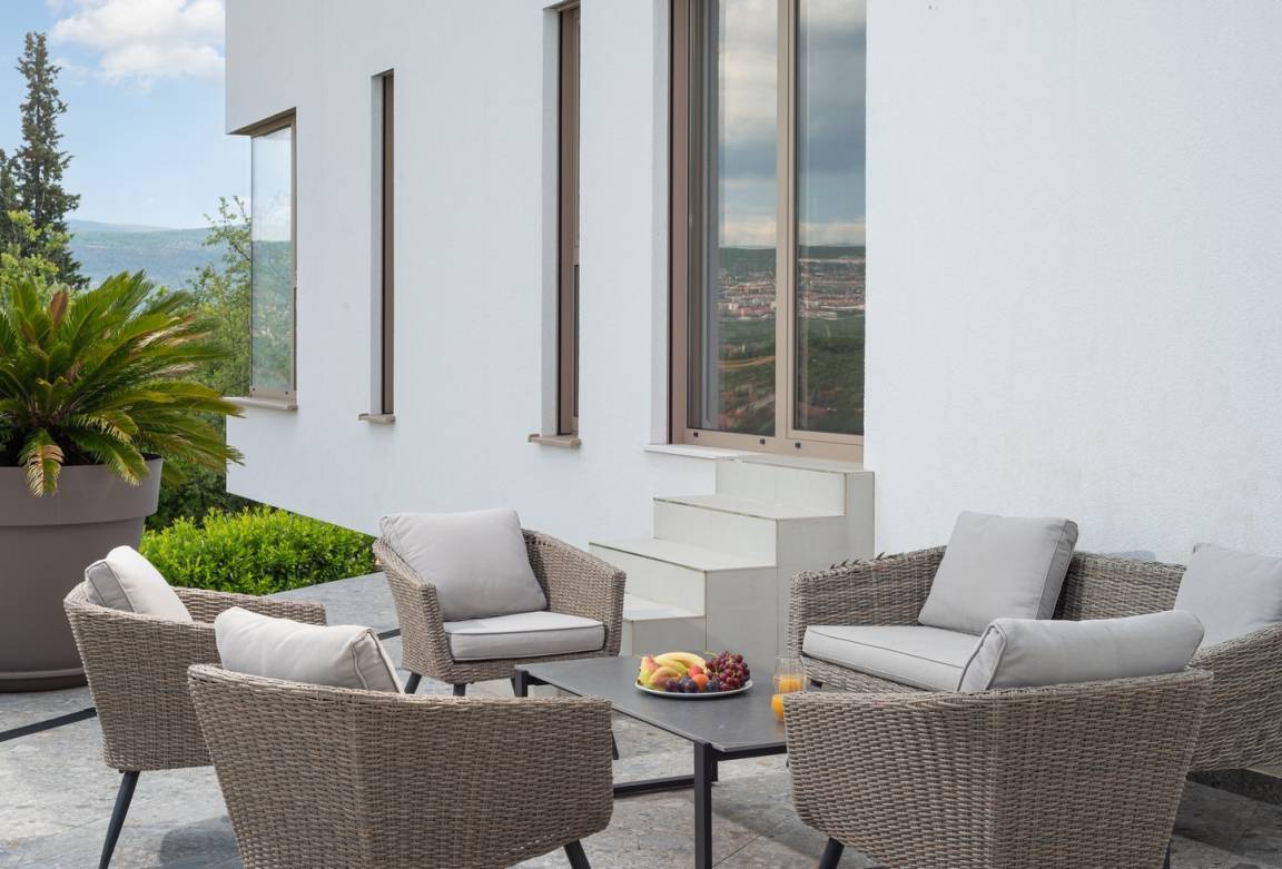 400 M² Villa ∙ 5 Schlafzimmer ∙ 12 Gäste - Imotski
