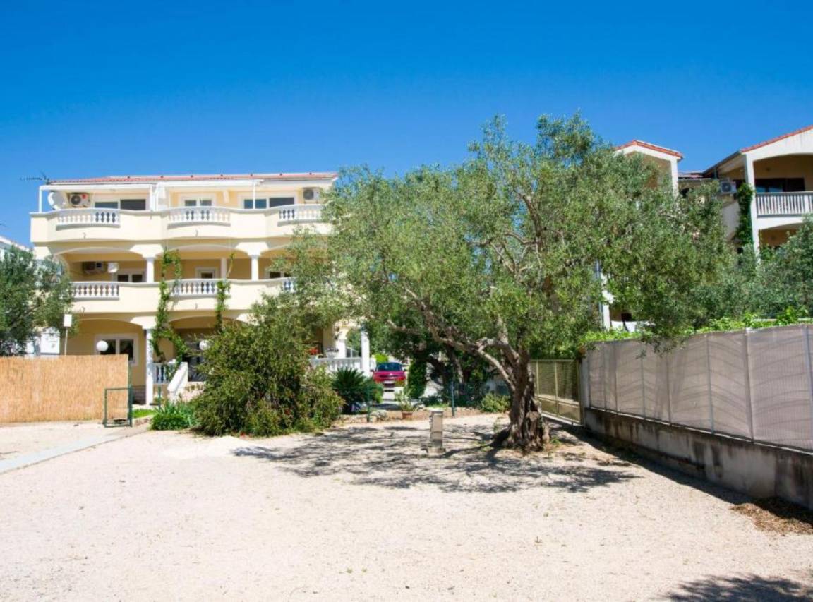 24 M² Ferienhaus ∙ 2 Schlafzimmer ∙ 4 Gäste - Biograd na Moru