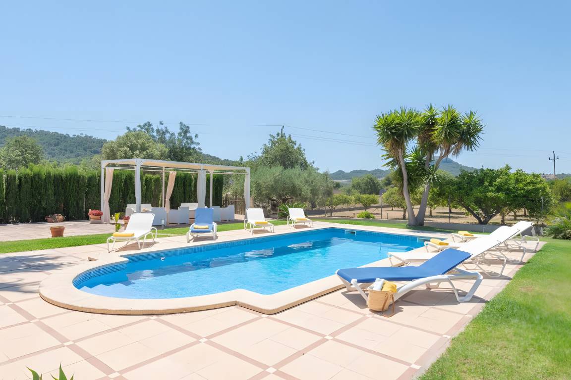 120 M² Finca ∙ 4 Schlafzimmer ∙ 8 Gäste - Cala Bona