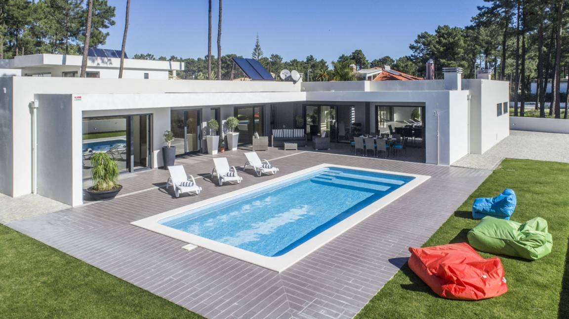 220 M² Villa ∙ 4 Chambres ∙ 8 Personnes - Seixal