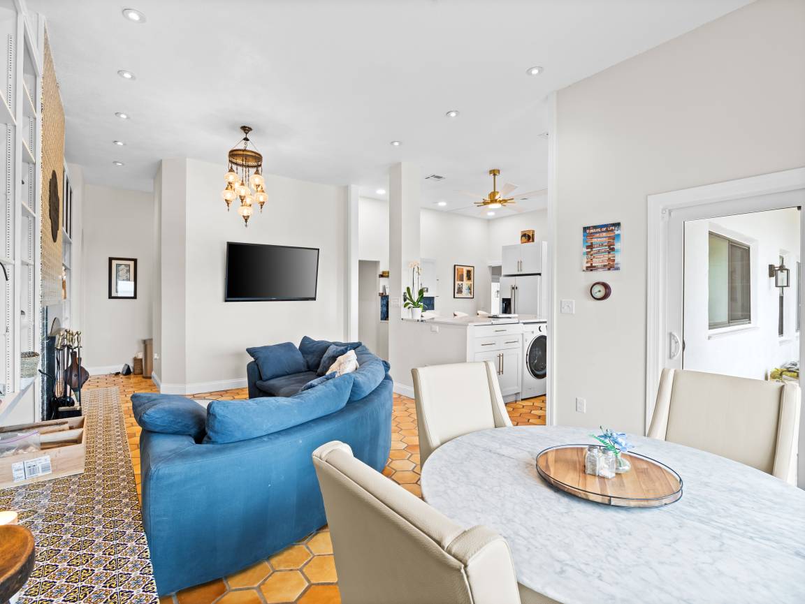 4000 M² Villa ∙ 7 Bedrooms ∙ 14 Guests - Cocoa Beach, FL