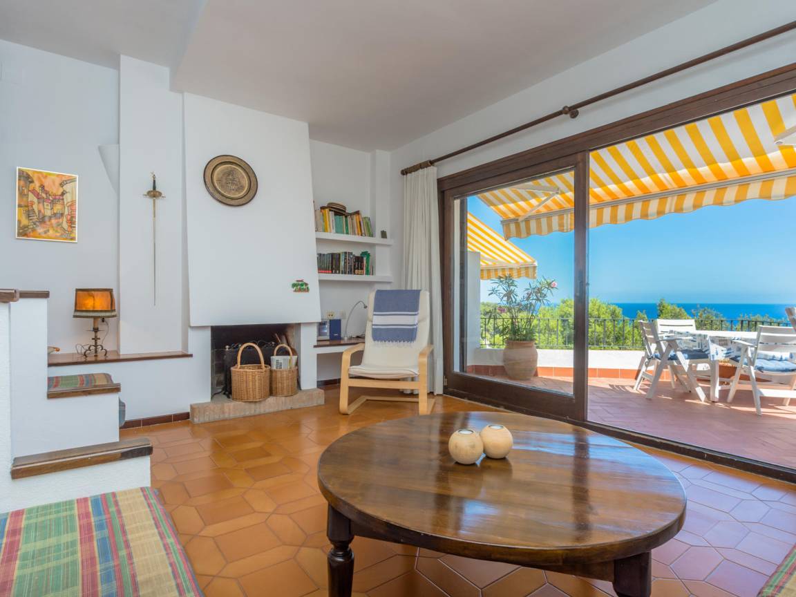77 M² Apartment ∙ 2 Bedrooms ∙ 4 Guests - Sa Riera