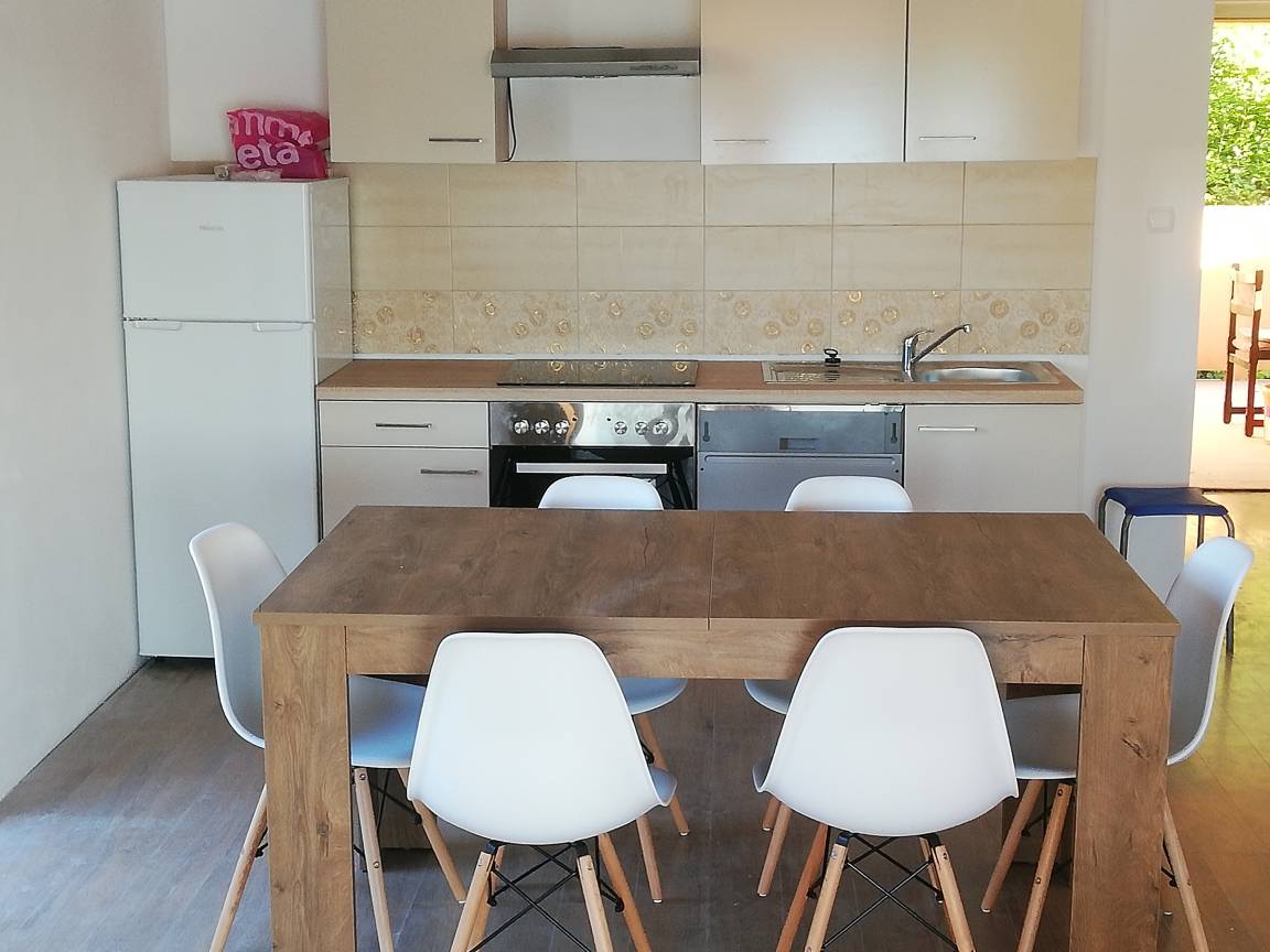 64 M² Ferienwohnung ∙ 3 Schlafzimmer ∙ 8 Gäste - Supetarska Draga