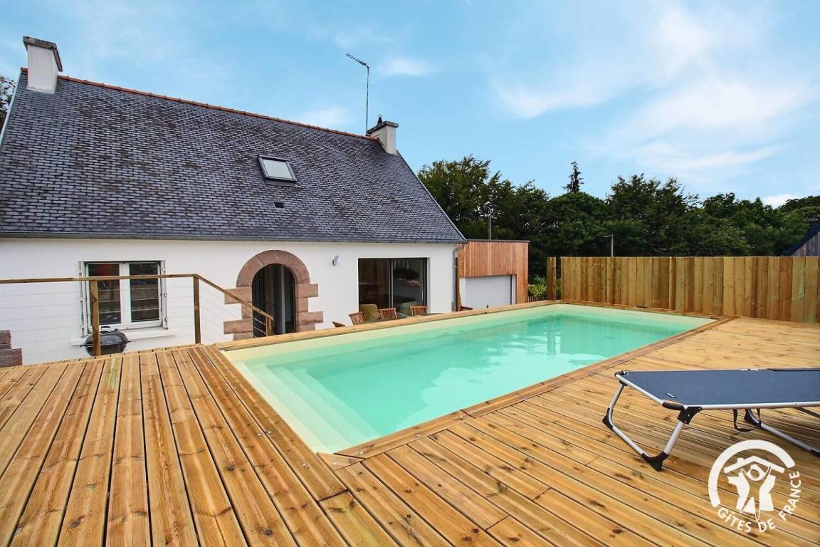 140 M² Gîte ∙ 5 Chambres ∙ 10 Personnes - Penvénan