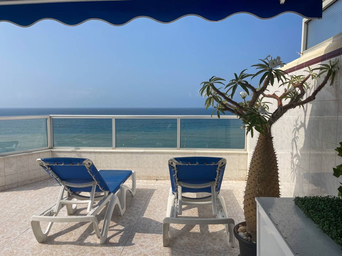 80 M² Apartamento ∙ 2 Habitaciones ∙ 4 Huéspedes - Torrox Costa