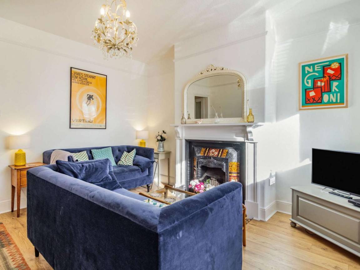 Cottage ∙ 4 Bedrooms ∙ 6 Guests - Blakeney
