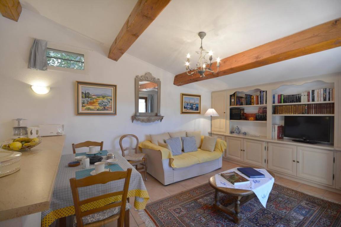 50 M² Huis ∙ 1 Slaapkamer ∙ 2 Gasten - La Ciotat