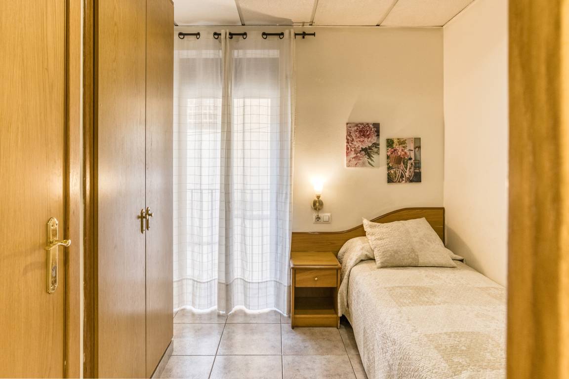 15 M² Bed And Breakfast ∙ 1 Bedroom ∙ 1 Guest - Figueres