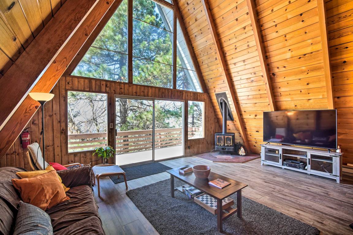 139 M² House ∙ 2 Bedrooms ∙ 7 Guests - Running Springs, CA