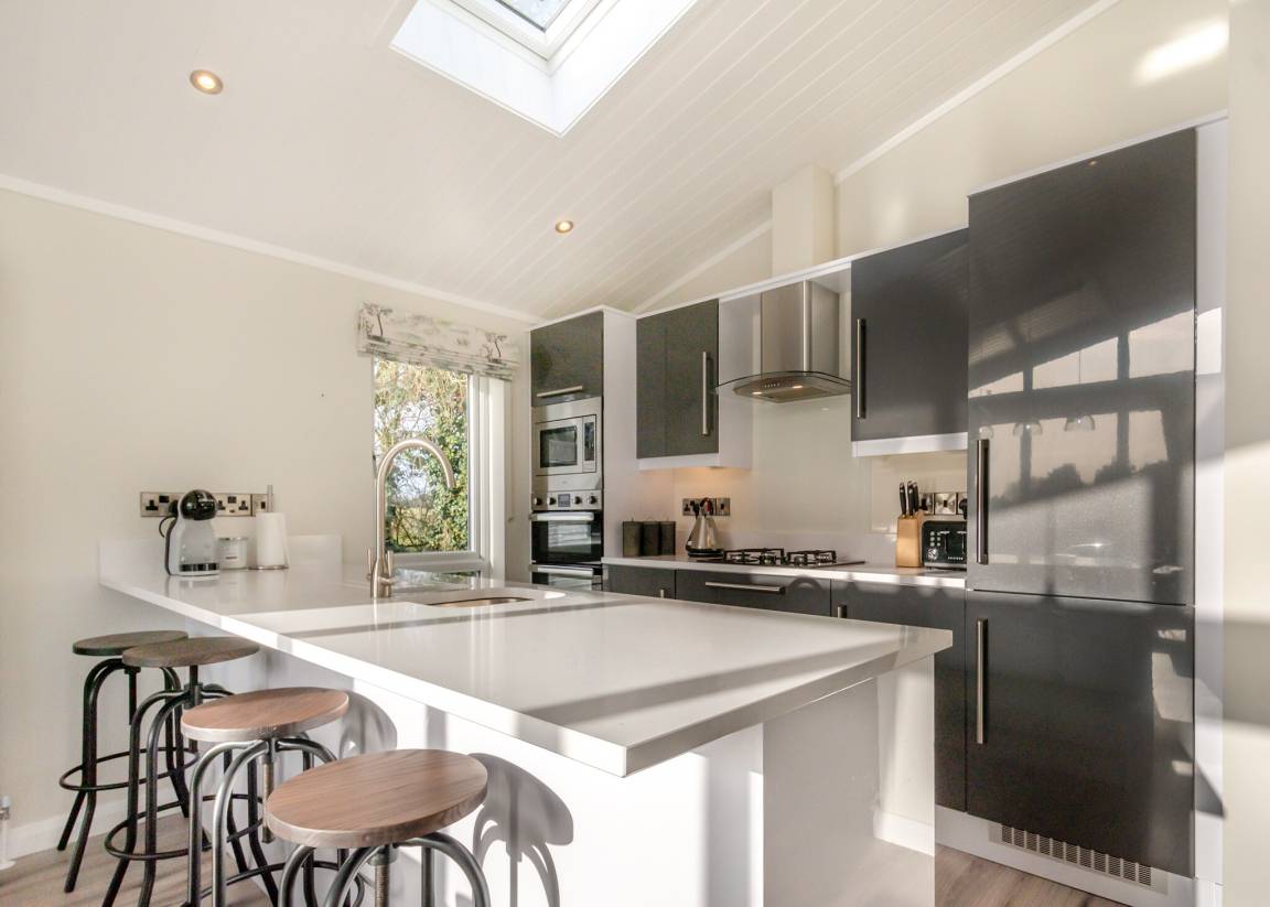 Chalet ∙ 4 Bedrooms ∙ 8 Guests - Oxfordshire