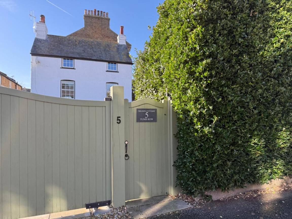 Cottage ∙ 3 Bedrooms ∙ 5 Guests - Broadstairs